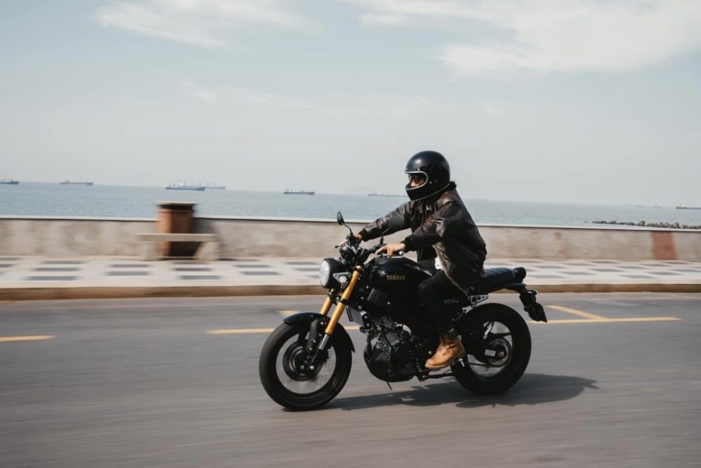 Giá Yamaha XS155R mới - Đánh giá tính năng, thông số kỹ thuật
