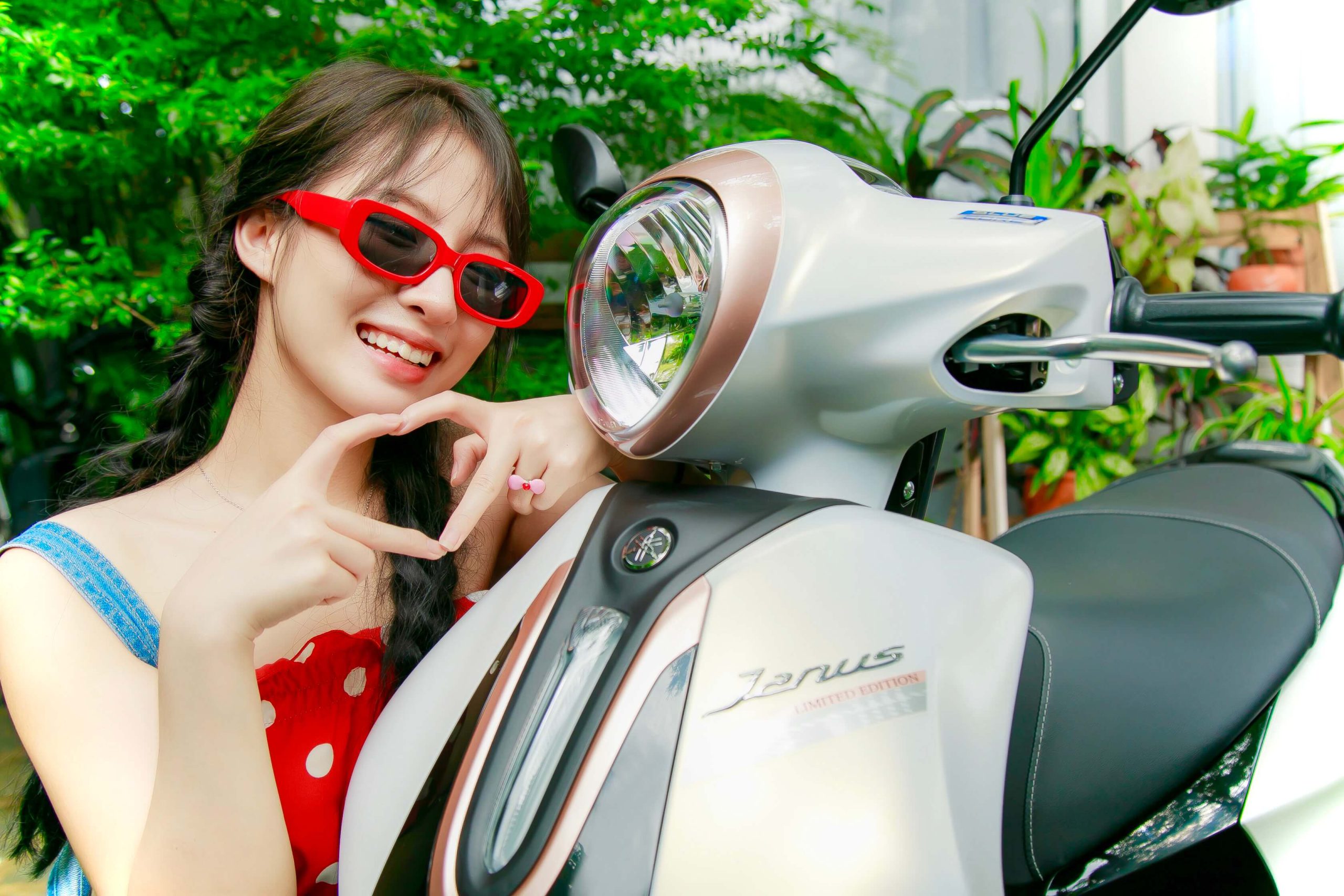 Yamaha Janus phiên bản tiêu chuẩn màu mới